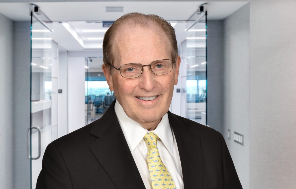 Benjamin Weinstock | Ruskin Moscou Faltischek, P.C.